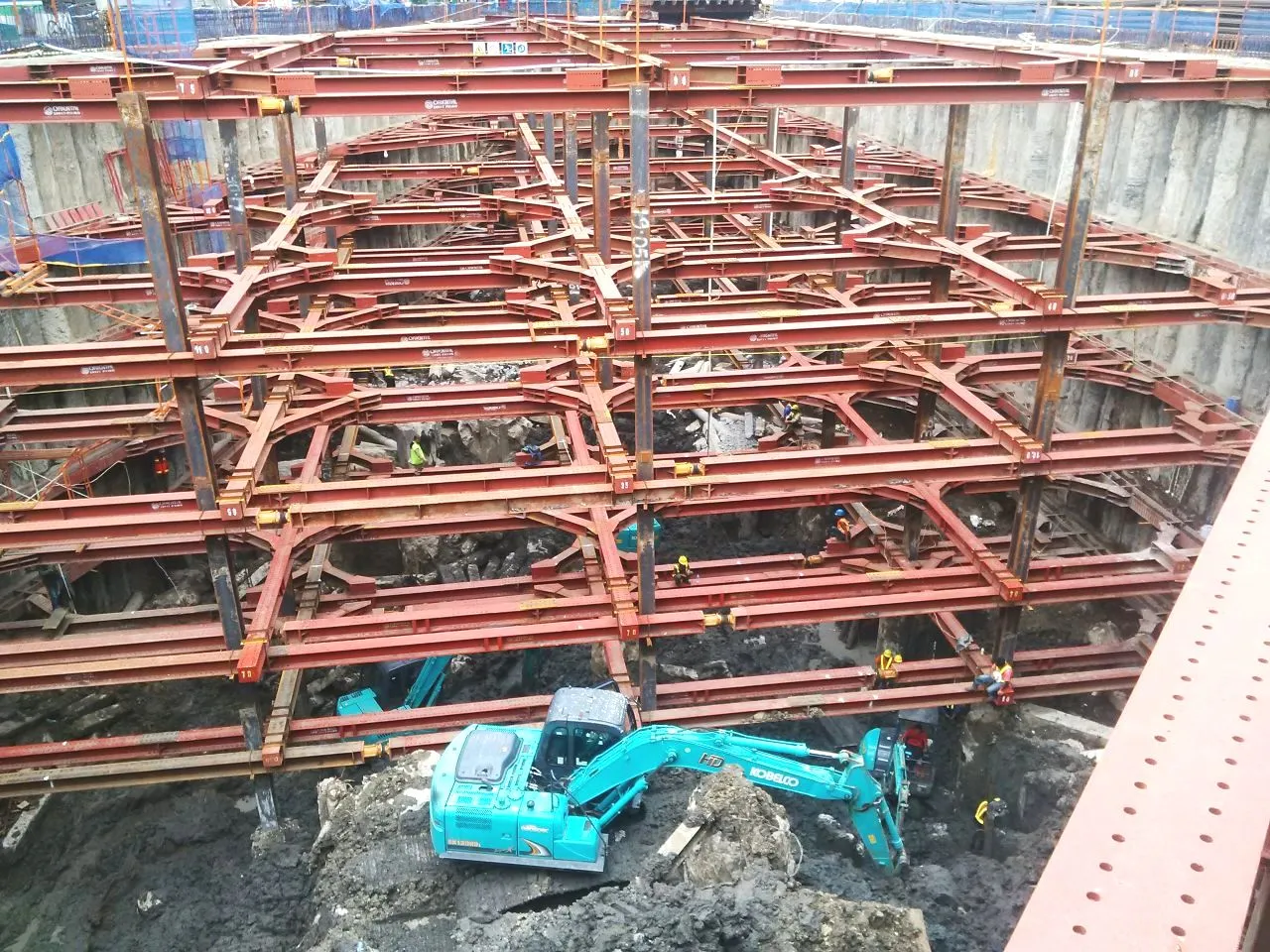 GALIAN BASEMENT METODE STRUTTING | SERVICE PT PRIMA MAJU JAYA | PT ...